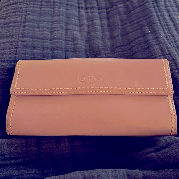 Coach | Bags | Coach Brand Wallet In Great Condition | Poshmark